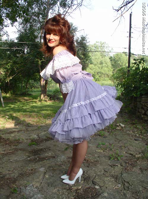 Pinup Mistress Jessica Page 2